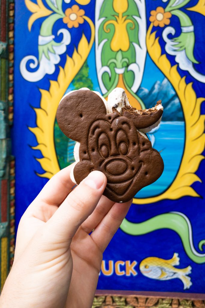 Disney World Snacks Disney World Snacks • CUBBin the Kitchen